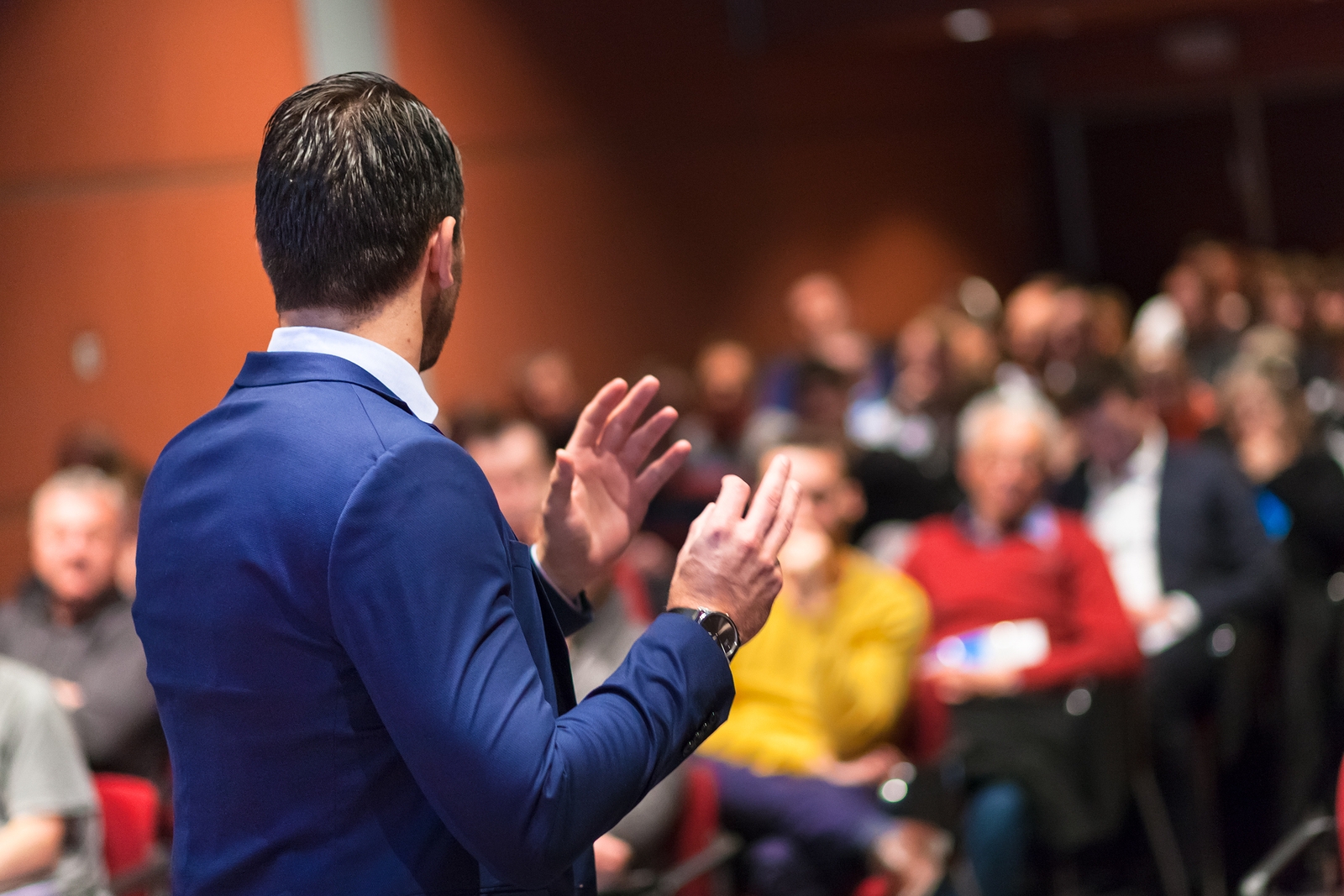 Build Credibility As A Professional Speaker